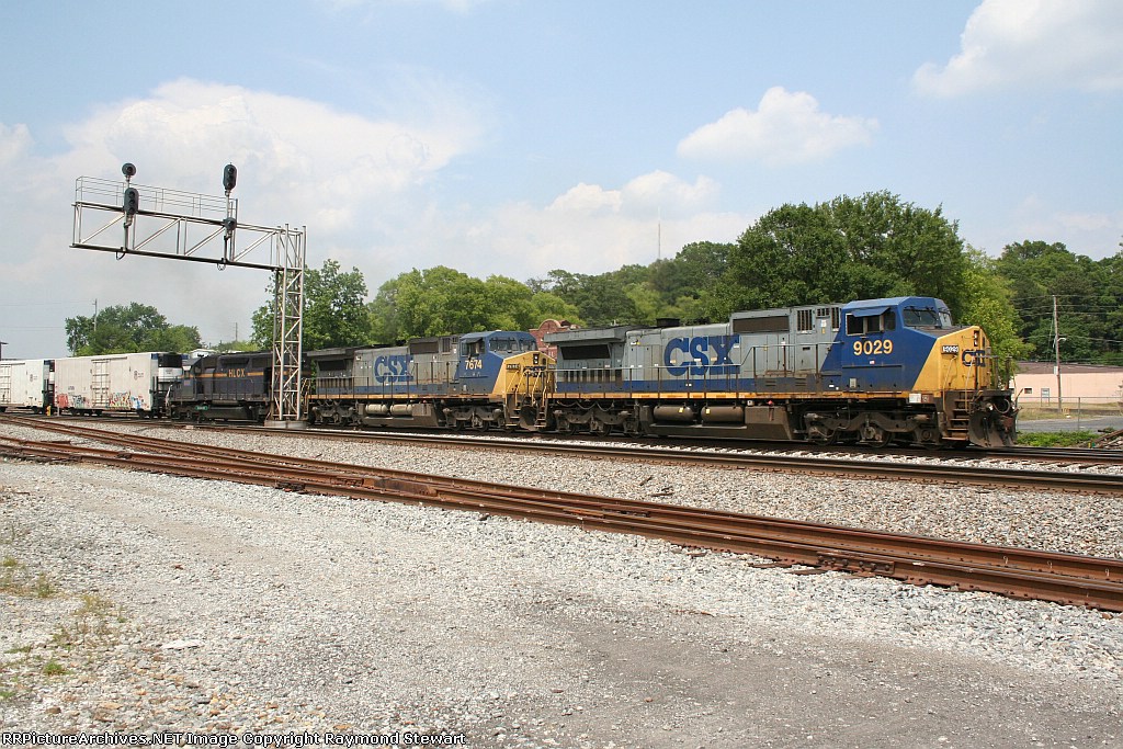 CSX 9029 south Q237-02